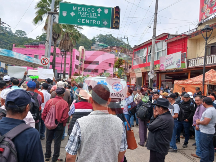 Mujer en labor de parto trasladada al IMSS Coplamar | Periódico Region ...